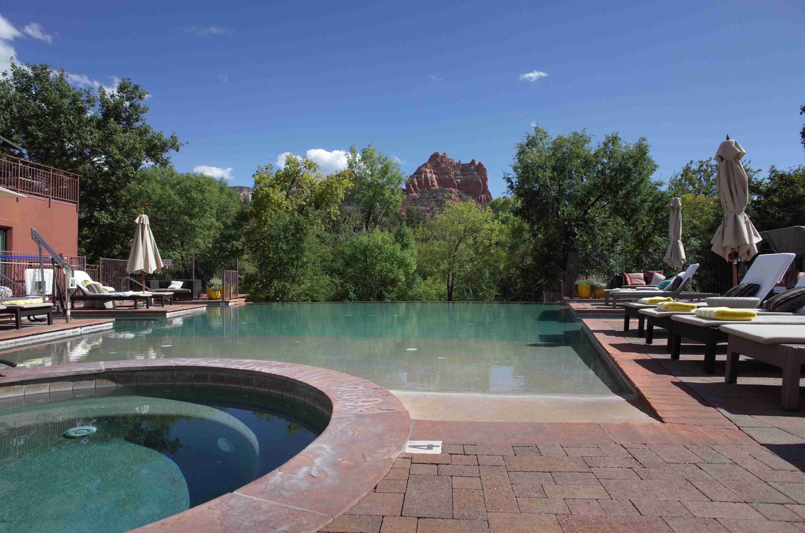 【セドナでおすすめのホテル】ボルテックスまで歩ける立地の良さ＆コスパ良しはBest Western Plus Inn Of Sedona ...